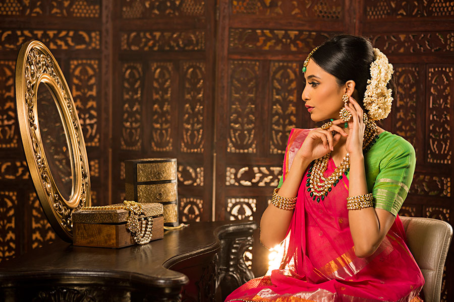 Imagesbazaar : Largest Collection of Indian Images and Videos